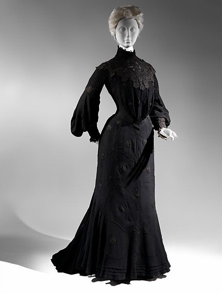 ‘Two Years of Sable Gloom’: The Stages of Victorian Mourning – Grave ...